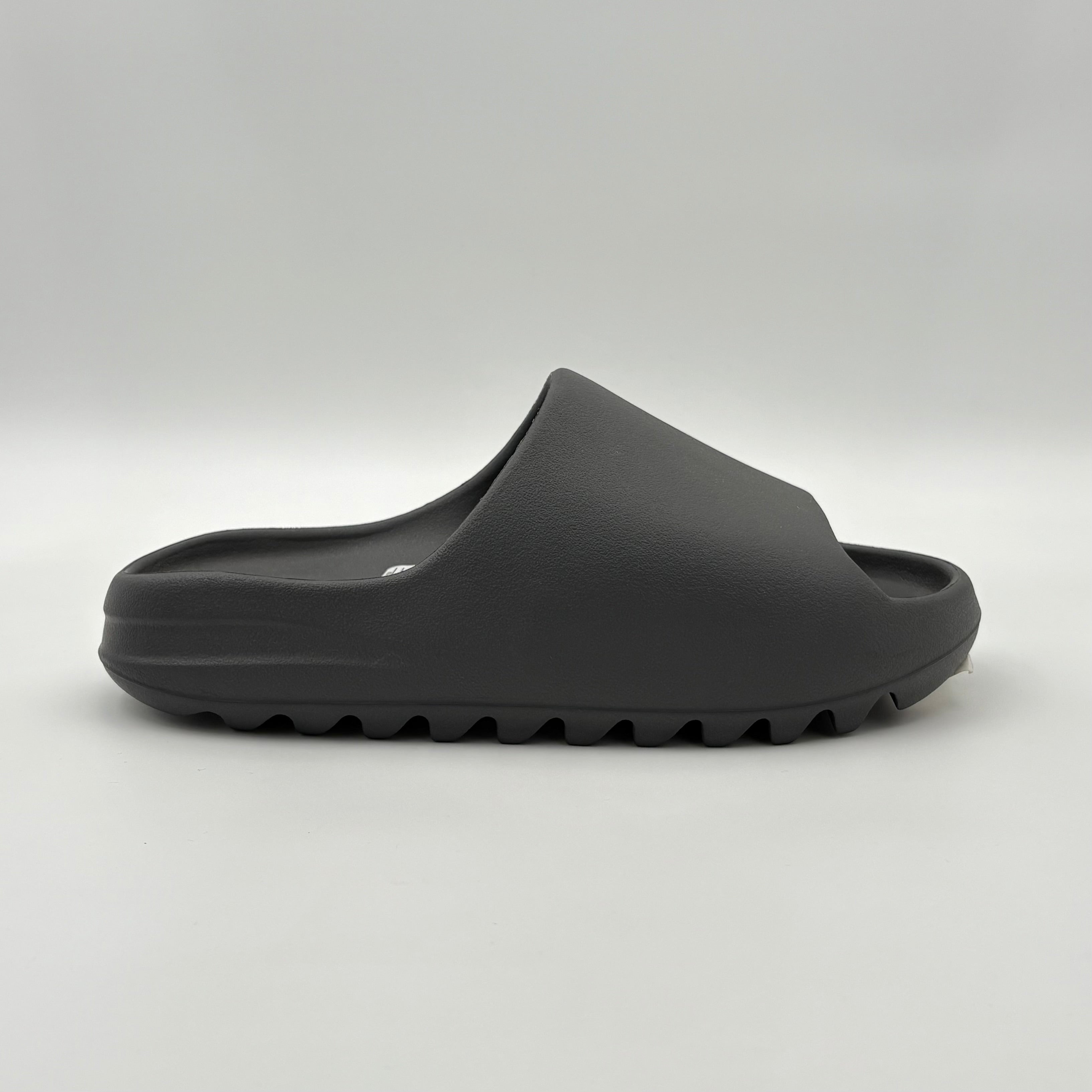 Adidas Yeezy Slide Grey – Nobodylovesme